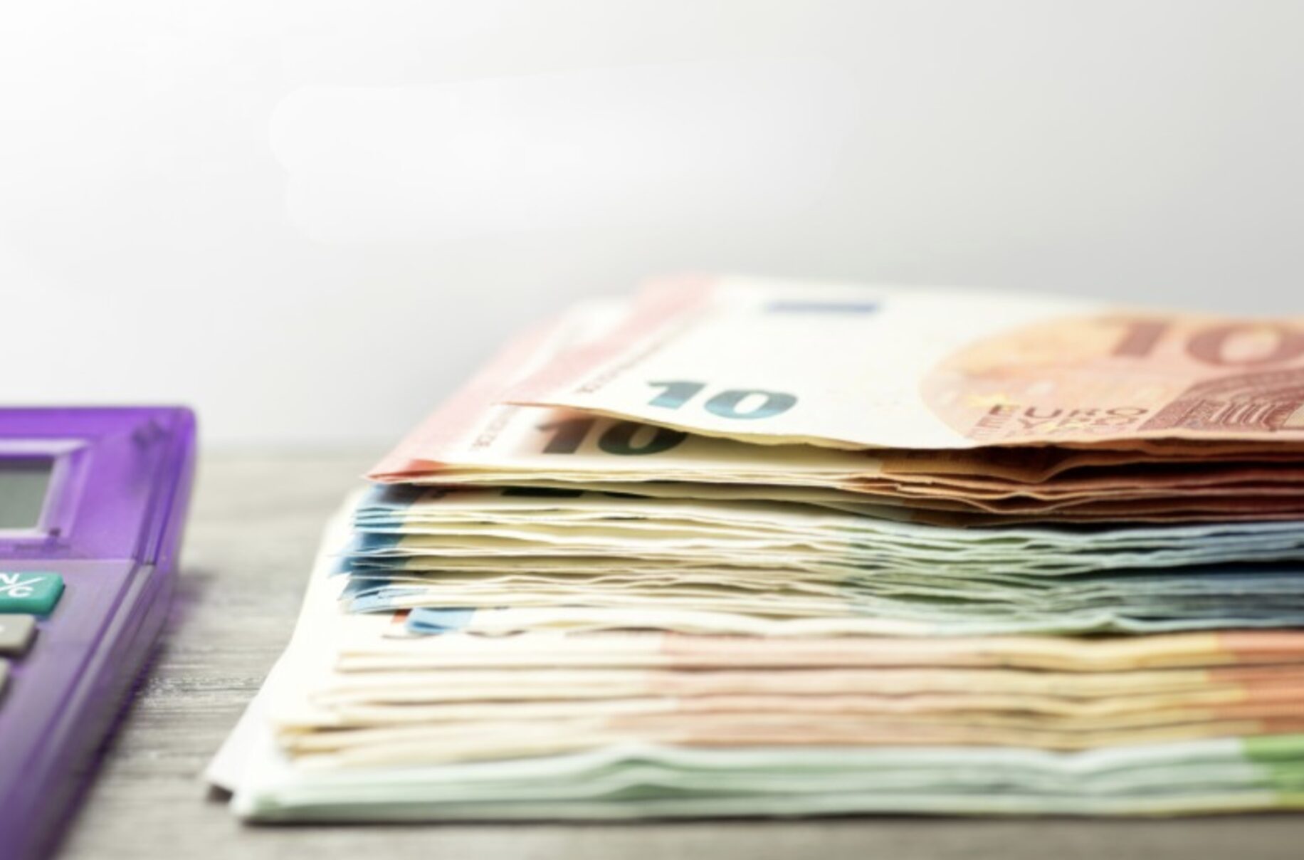 Wie viel Geld sollte man mit 30 haben? Vermögen gespart